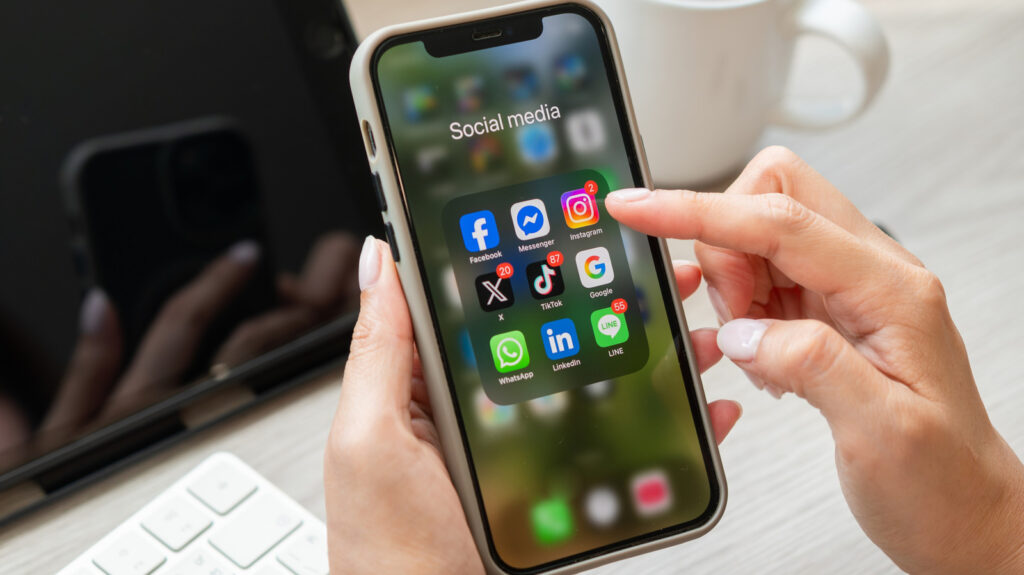 Instagram grid reorder feature: how to rearrange your posts